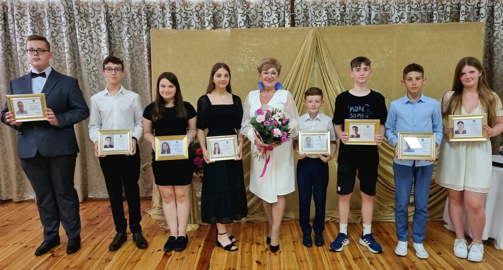 Wyróżnienia dla najzdolniejszych uczniów ze szkół podstawowych z terenu ...