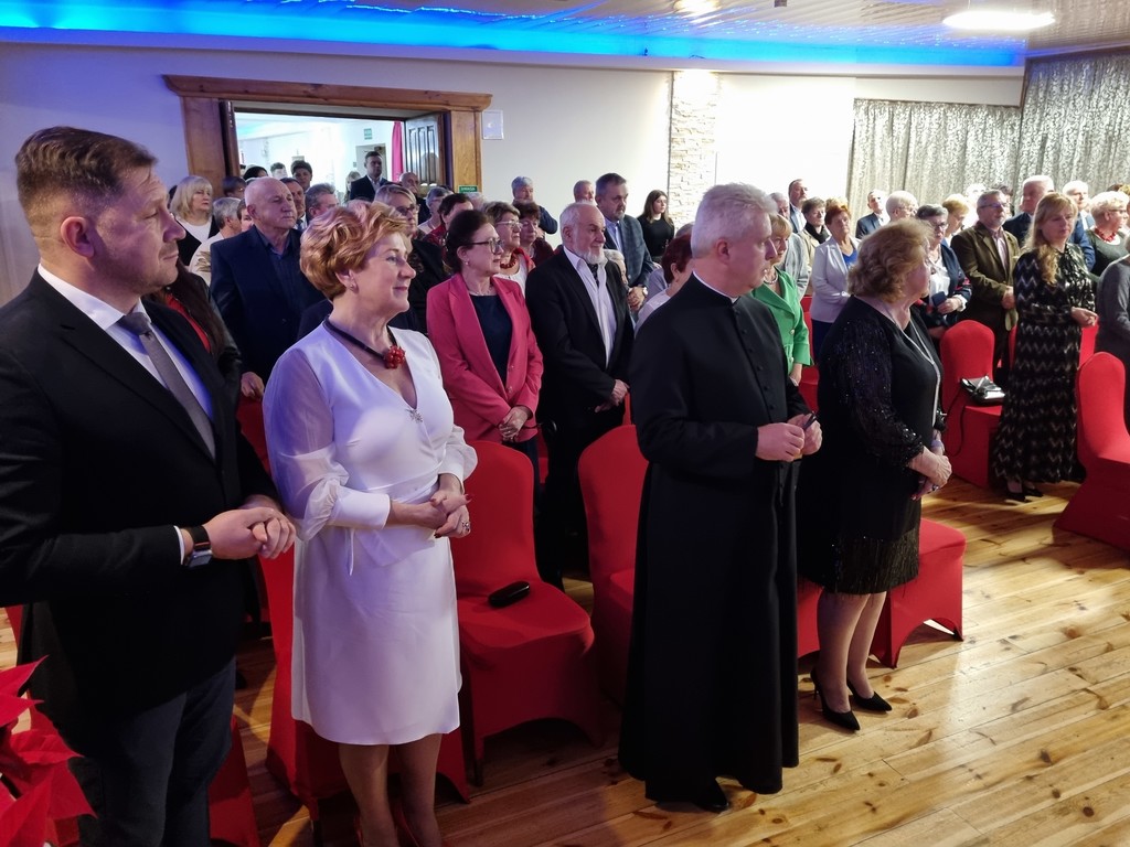 Magiczne spotkanie opłatkowe mieszkańców Miasta i Gminy Łopuszno ...